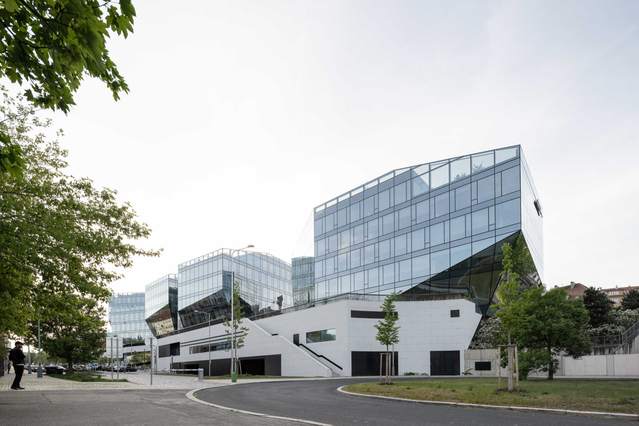 Bořislavka centrum – krystalická architektura - Estate.cz